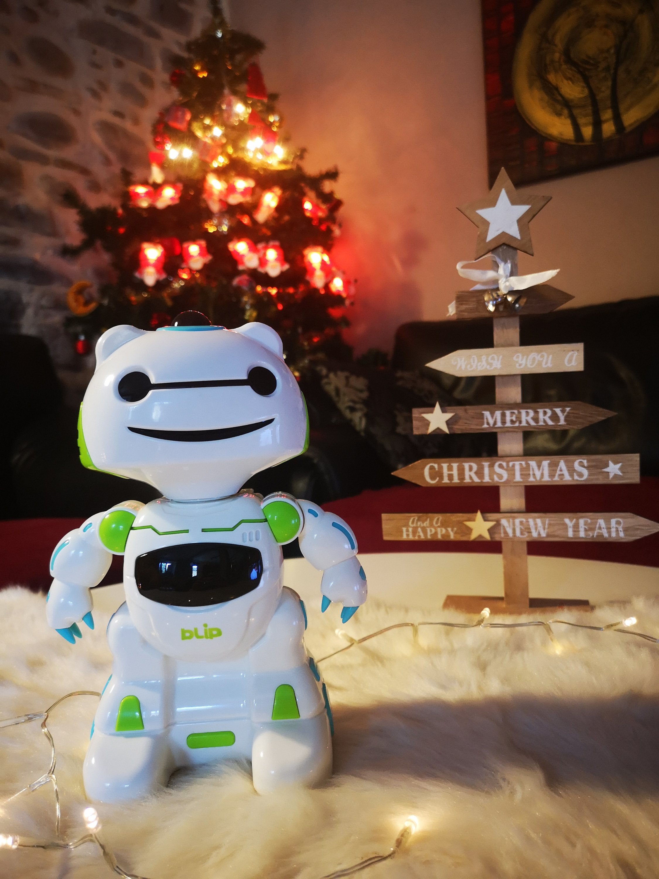 L'agent Blip, le robot programmable qui éveille la curiosité des ...